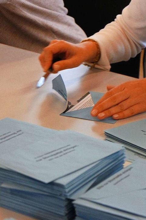 Benjamin Bohn bleibt Bürgermeister in Vogtsburg - Vogtsburg - Badische ...