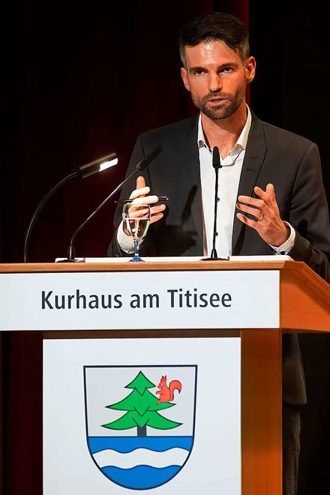 Bürgermeister Gerrit Reeker tritt sein Amt Mitte Mai an - Titisee ...
