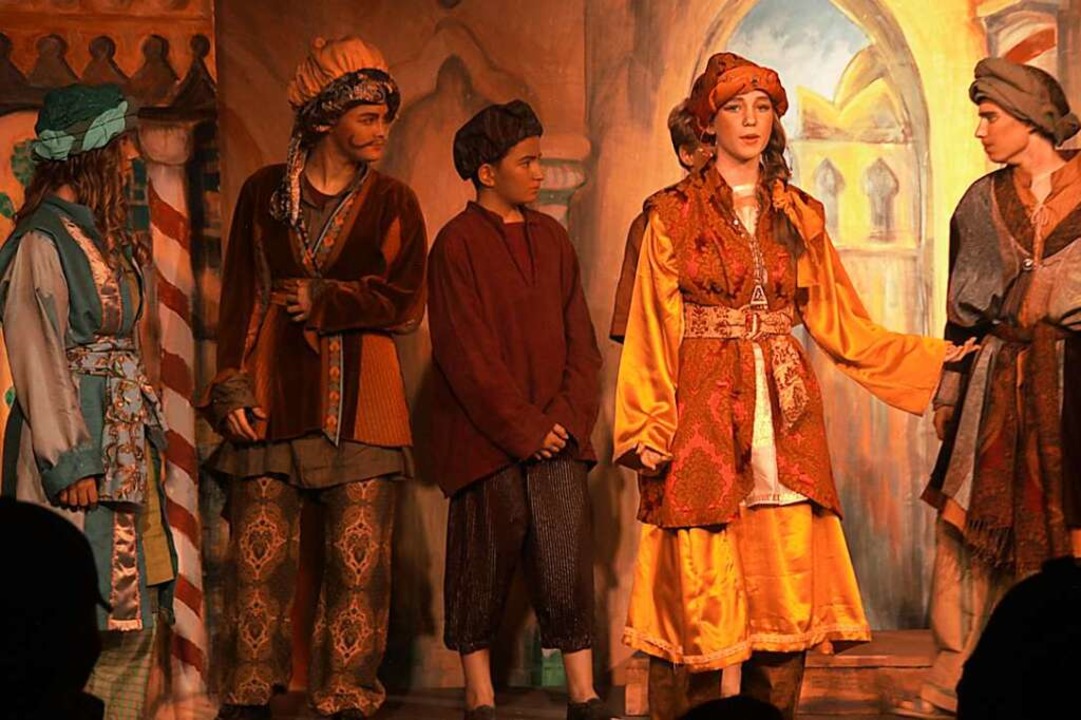 Achtklass-Spiel der Waldorfschule meistert Verwechslungsspiel ...