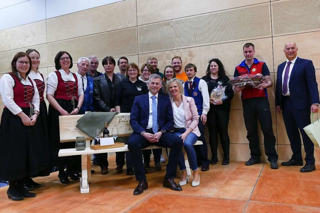 Wutachs Bürgermeister Christian Mauch wird verabschiedet und verlängert ...