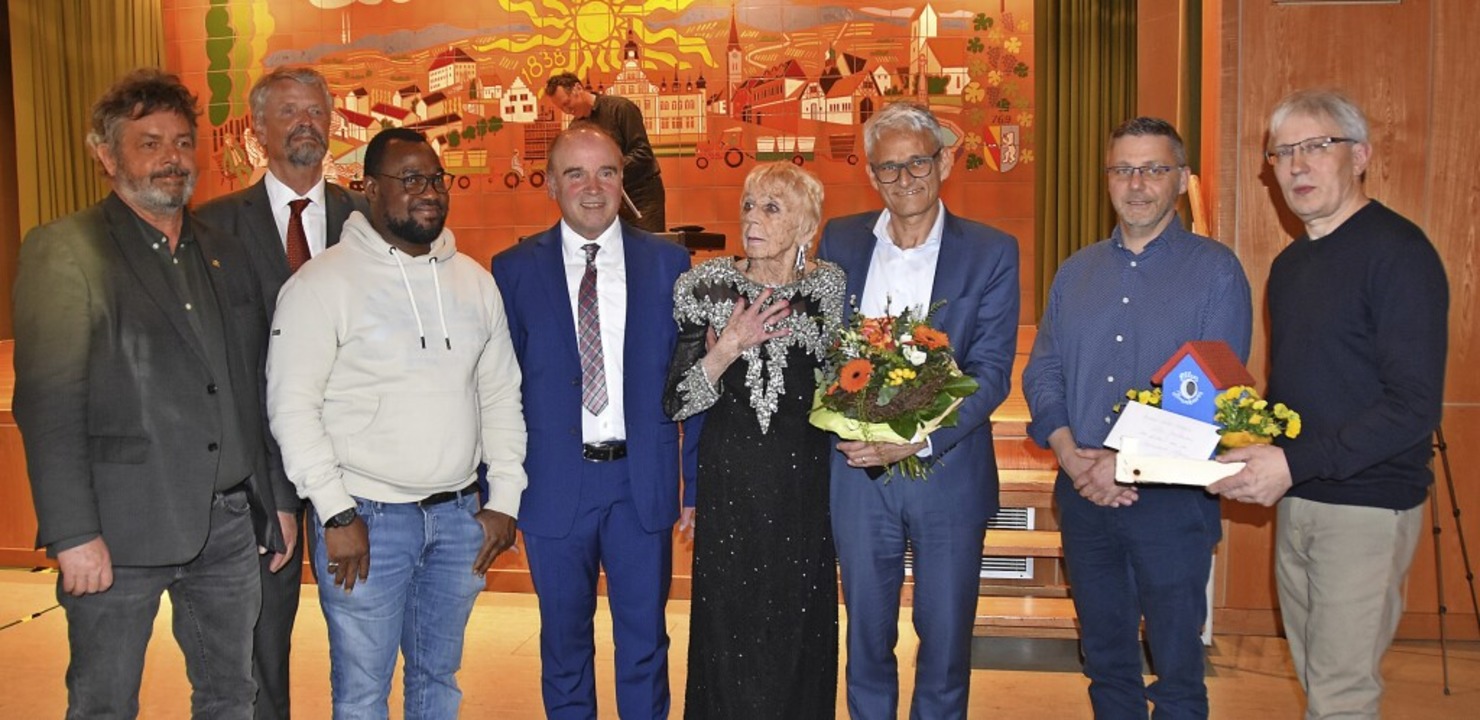 Bürgermedaille für Ellen Brinkmann - Bötzingen - Badische Zeitung