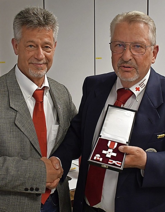 Uwe Grauli an die Spitze des DRK-Ortsvereins gewählt - Grenzach-Wyhlen ...