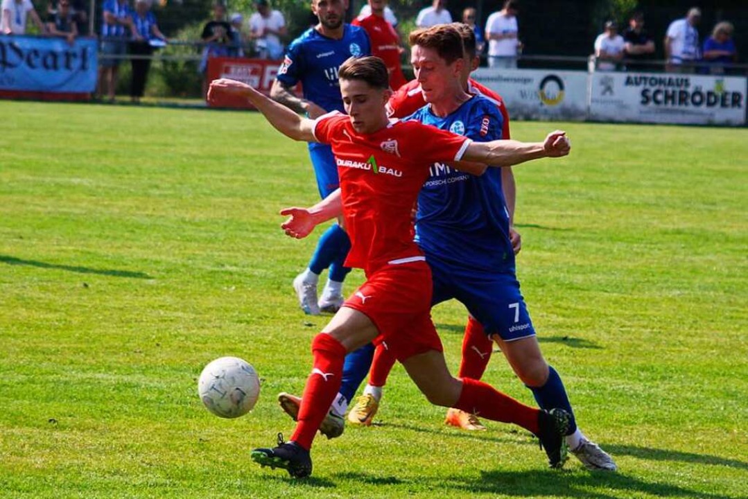 Absteiger Freiburger FC unterliegt dem Meister Stuttgarter Kickers ...