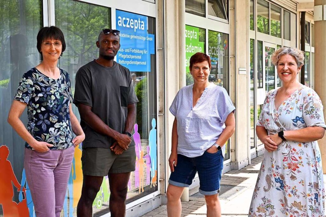 Die Freiburger Aczepta-Akademie setzt auf Pflegeausbildung im kleinen ...
