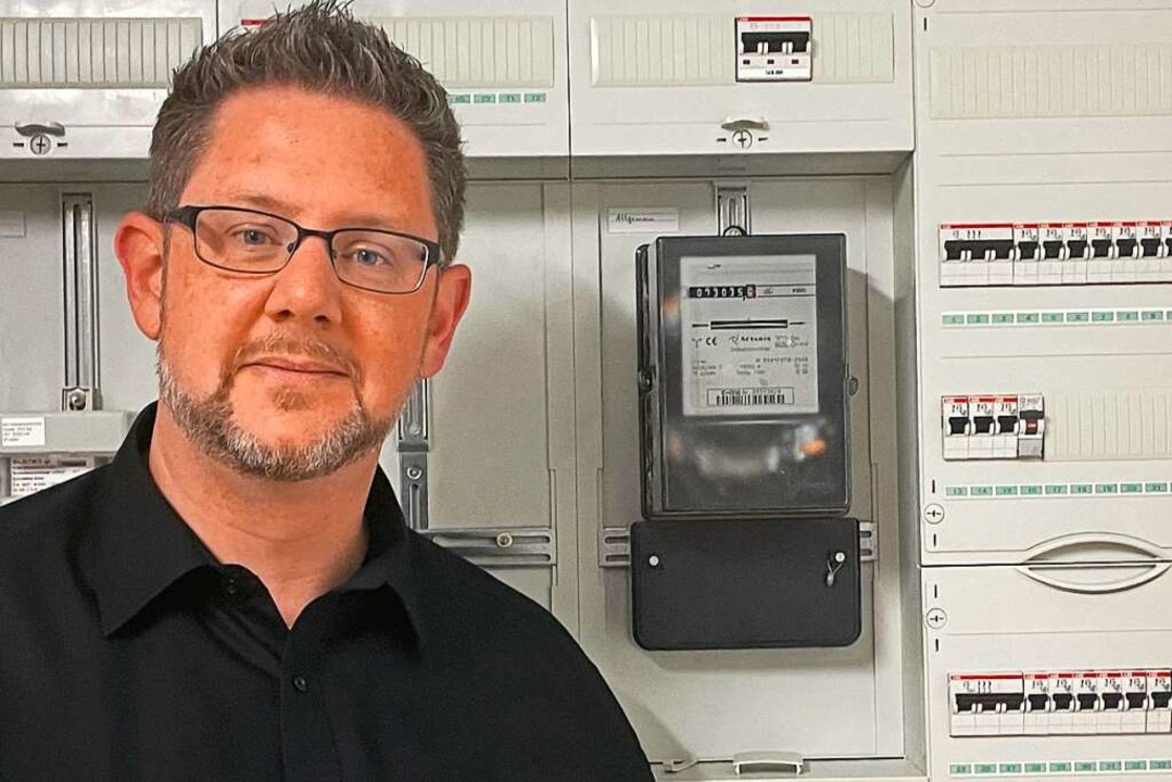 Mann aus Neuenburg wartet seit Monaten auf Stromzähler für seine ...