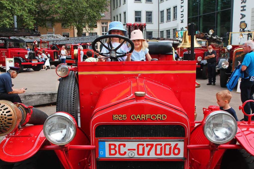 Löschboot und Modenschau: Das war der Landesfeuerwehrtag in Kehl ...