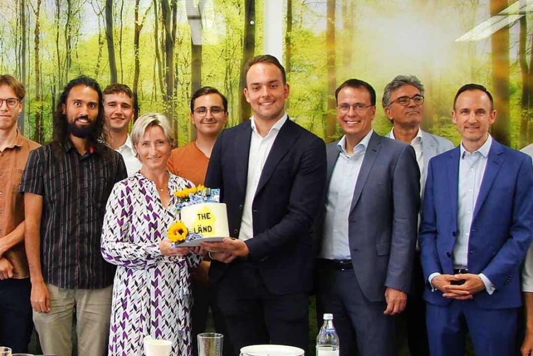 Der Offenburger KI-Pionier AITAD will eine deutsche Chipfabrik kaufen - Offenburg - Badische Zeitung