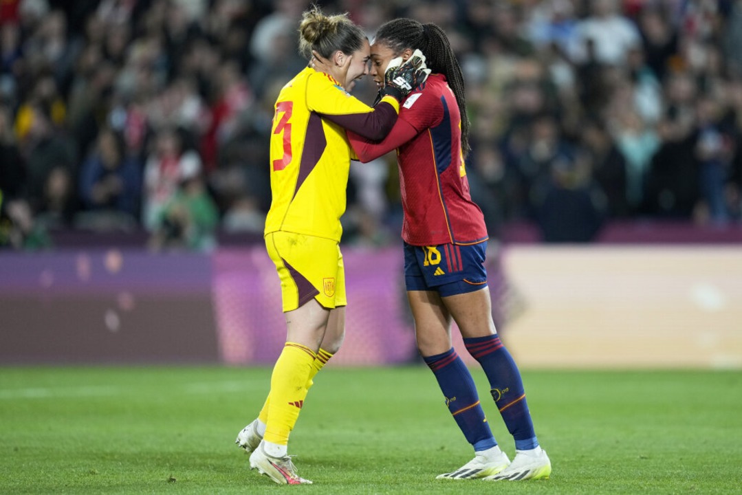 Spaniens Fußballerinnen feiern ersten WM-Titel - Frauenfussball ...