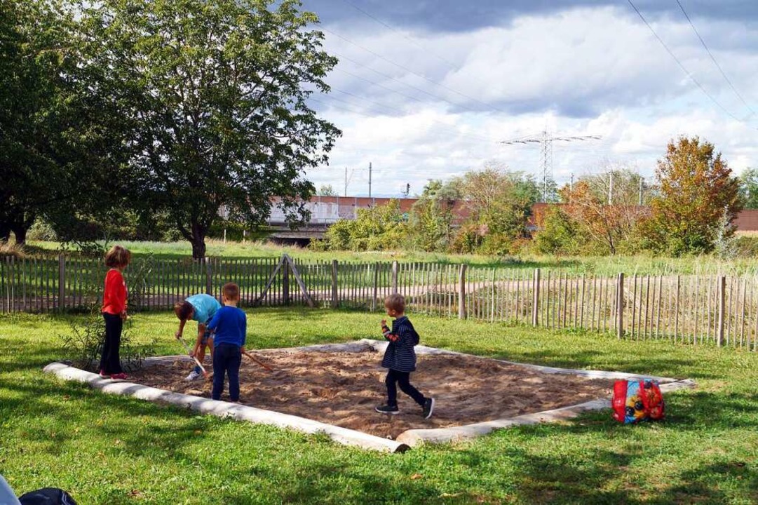 Rutschbahn und "Igelheim": Neuer Spielplatz in Schliengen ist eröffnet ...