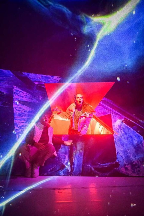 Überall abwesend sein: Das Stück "Norway.Today" im Theater Freiburg ...