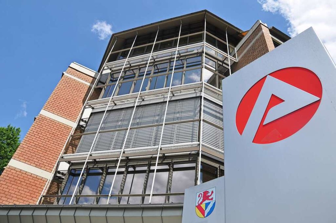 Leichte Entspannung auf dem Arbeitsmarkt in den Landkreisen Lörrach und Waldshut - Kreis Lörrach ...