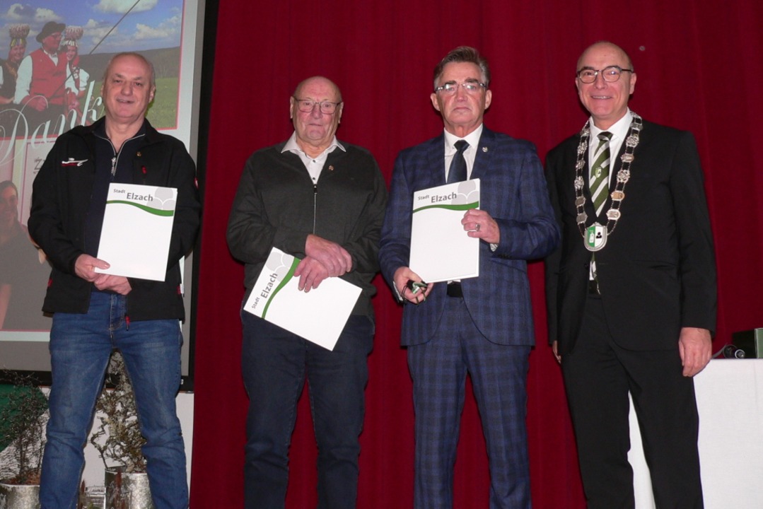 Elzach zeichnet das Ehrenamt aus - Elzach - Badische Zeitung