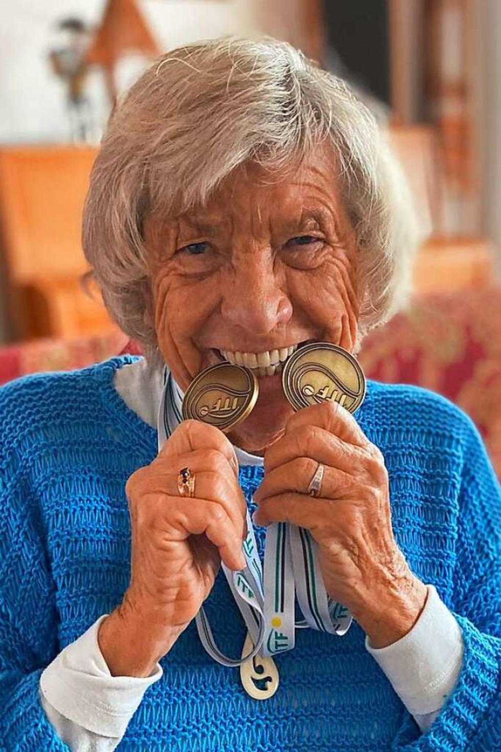 85-jährige Staufenerin ist Weltmeisterschaftsdritte bei den Tennis ...