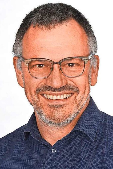 Wie Gegner und Befürworter über den Bau von Windrädern auf dem Blauen ...