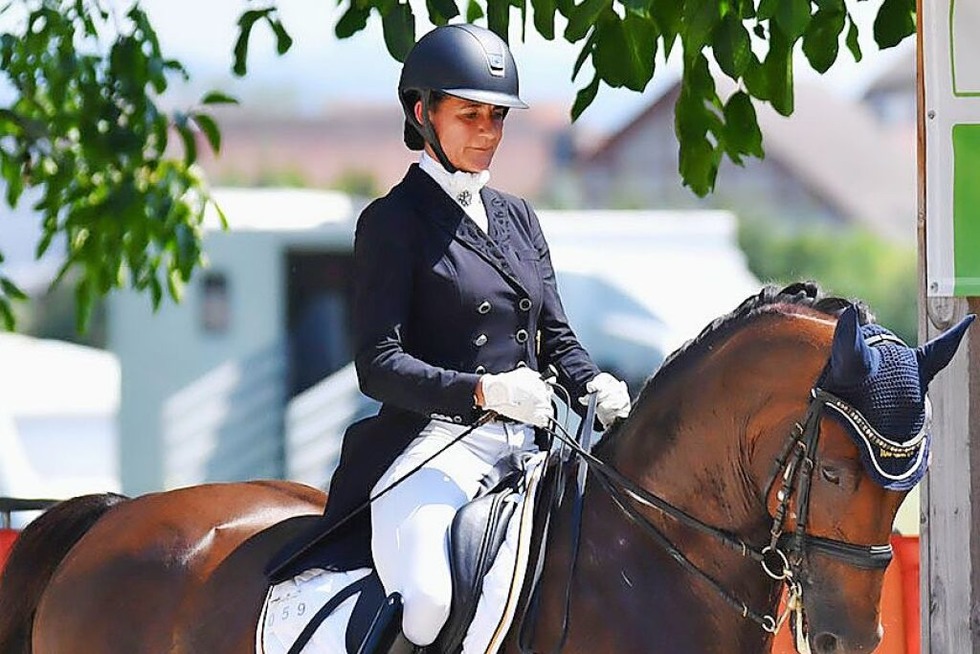 Ein Mädchen, zwei Ponys, zwei Titel - Reitsport - Badische Zeitung